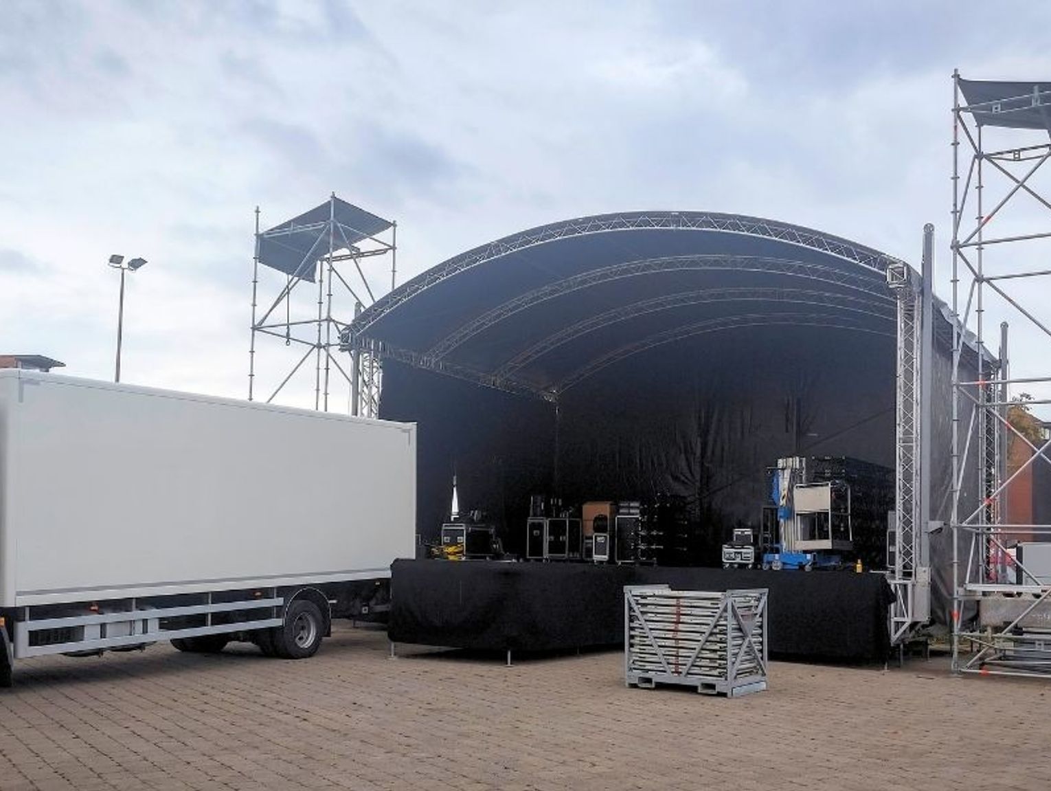 3 Must-Know Stage Design Mistakes To Avoid