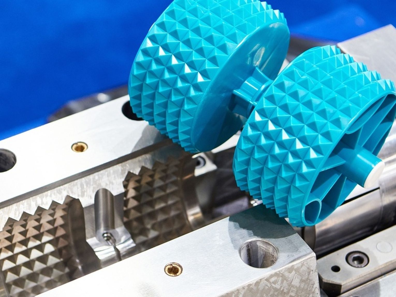 Simple Ways To Make Cooling More Efficient for Plastic Parts